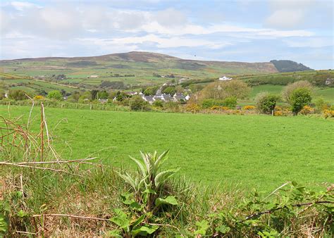 Looking Towards Lower Foxdale Anne Burgess Cc By Sa 2 0 Geograph