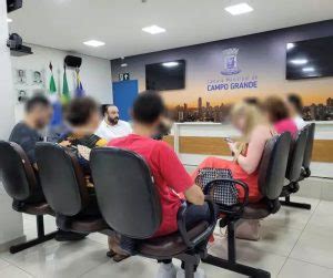 Professor Juari solicita explicações sobre Banca Avalia e Concurso da