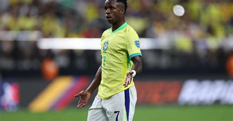 Conmebol Admite Erro Do Var Em P Nalti N O Marcado Sobre Vini Jr