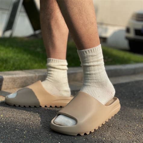 Dép Adidas Yeezy Slides Pure GZ5554 Authentic Shoes