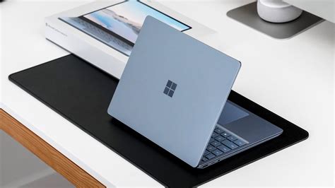 Microsoft Surface Laptop Go UNBOXING AND REVIEW 550 Perfection
