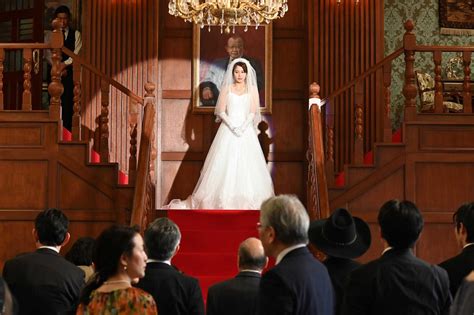 写真 1 9枚公開された映画七人の秘書 THE MOVIEの場面写真 C2022七人の秘書 THE MOVIE製作委員会