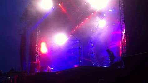 mötley crüe kickstart my heart in mönchengladbach 11 06 12 YouTube
