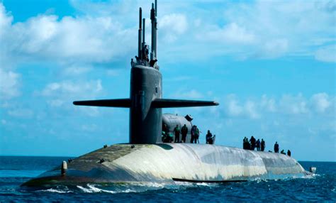 Estados Unidos envió un submarino a Medio Oriente para disuadir la