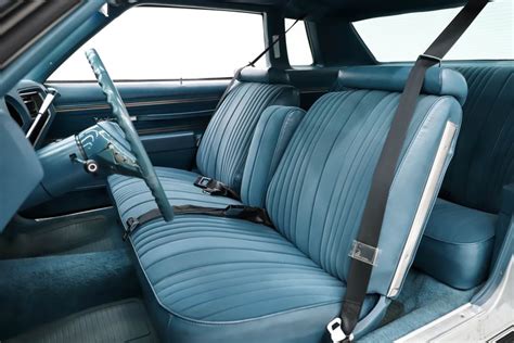 1976 Oldsmobile Cutlass Supreme Volo Museum