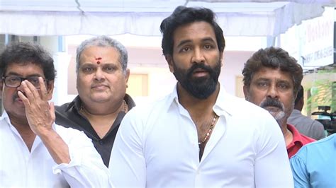 Manchu Vishnu Emotional About Sarath Babu Pavithra Lokesh Naresh