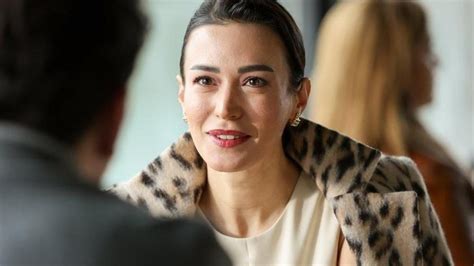 Rengin Timur dan ayrılacak mı Bahar dizisi Rengin kimdir Ecem Özkaya