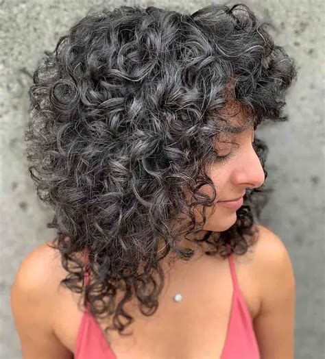 Trendy Curly Bob Hairstyle 18 Variations That Look Best At 40 Or 50