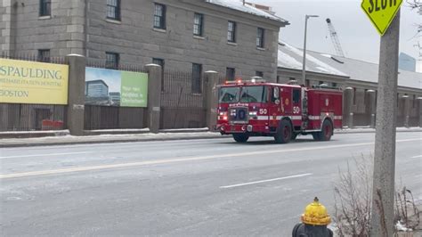 Boston Fire Department Engine And Ladder Responding Youtube