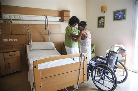 Assurdo Frustrante Vero Gli Oss Sono Sanitari Trasportare