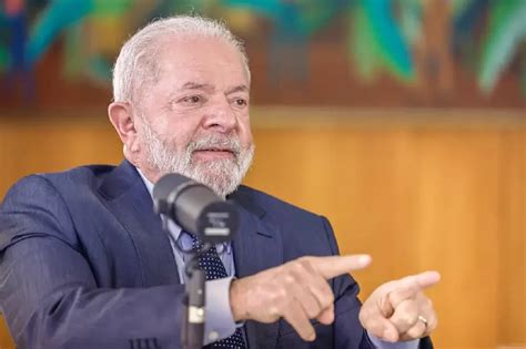 De 103 promessas Lula já cumpriu 21 no primeiro ano e outras 59 estão