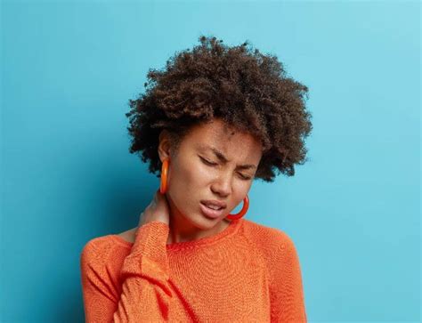 6 Ejercicios Para Tratar La Artrosis Cervical Orthokine