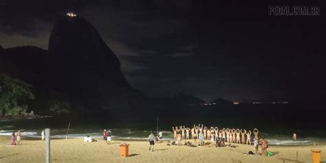 Pedalada Pelada Rio De Janeiro Fotos E Relatos Pedal