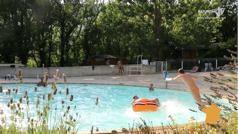 Les Lauzons en Provence un camping naturiste 4 étoiles Naturisme TV