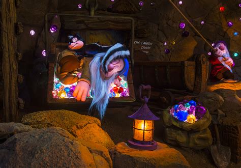 Disney Seven Dwarfs Mine Ride
