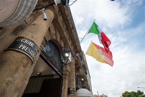 Perché sotto il profilo economico e finanziario la Regione siciliana