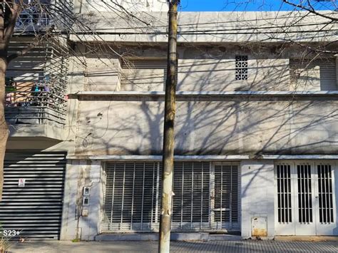 Venta Casa 40 años 2 dormitorios 1 cochera San Nicolas 500 Rosario