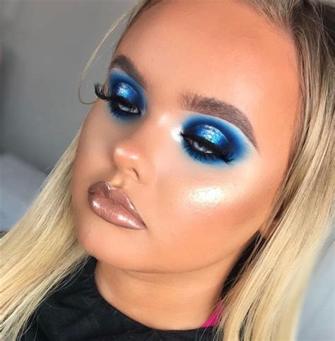 Pin By Christa Howes Owens On Makeup Inspiration Blue Makeup Makeup