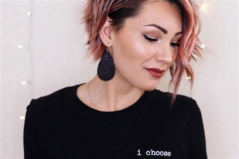 Coupe courte asymétrique 2021 30 idées pour les cheveux variés