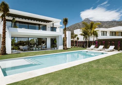 Villa Chalet de lujo en venta Marbella Andalucía 128966236