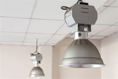 High Bay Light Fixtures Types Buying Guide