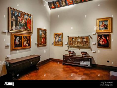 Museo poldi pezzoli museo de arte fotografías e imágenes de alta