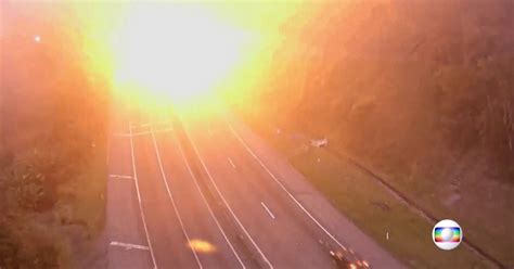 G1 Vídeo mostra o momento do acidente que matou seis pessoas no
