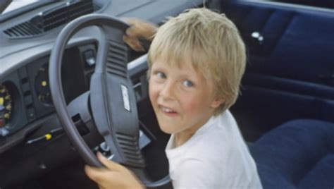 Charente un très jeune garçon arrêté au volant dune voiture FORUM