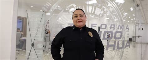 Fue Erika Ramírez la primera mujer policía patrullera en la ciudad