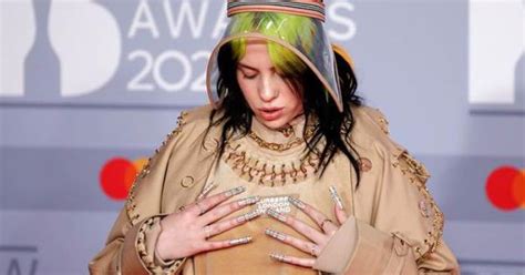 Billie Eilish Pide Una Orden De Alejamiento Contra Fan Que Acud A A Su Casa