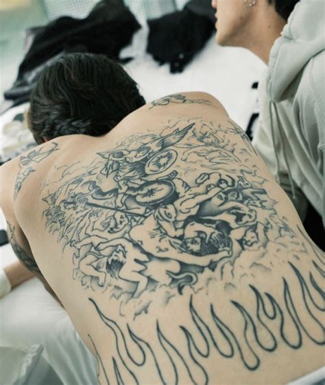 Damiano David Back Tattoo David Victoria Tatoo