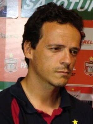Veja a trajetória de Fernando Diniz que será técnico interino da