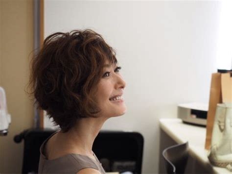 田丸麻紀ヘアースタイル 髪型 ボブ ヘアースタイル ショートヘアー パーマ