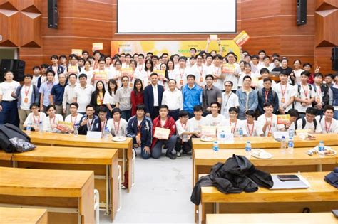 UIT đạt nhiều giải thưởng tại Vòng Chung kết SOICT Hackathon 2023