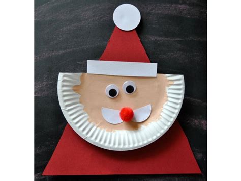 13 bricolages de Noël avec des assiettes en carton