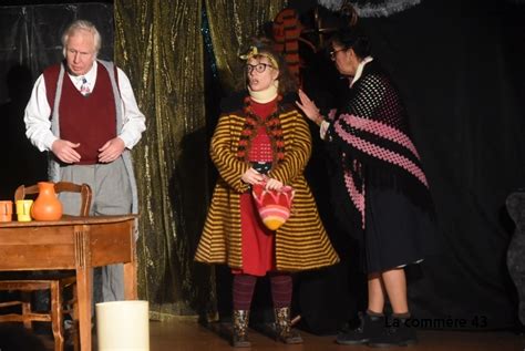 Le Père Noël est une ordure l Ama Théâtre joue dimanche à Saint