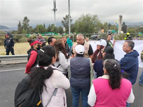 Vecinos del Pueblo de San Bartolo Ameyalco cierran poco más de 5 horas