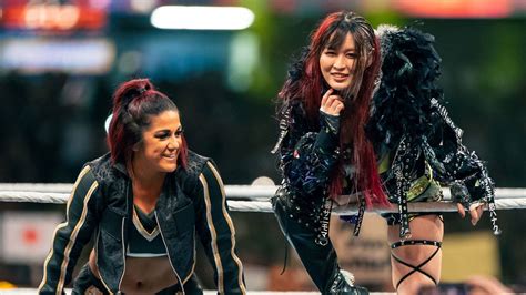 Run It Back At Fastlane WWE Universe Gives Wholesome Reactions As