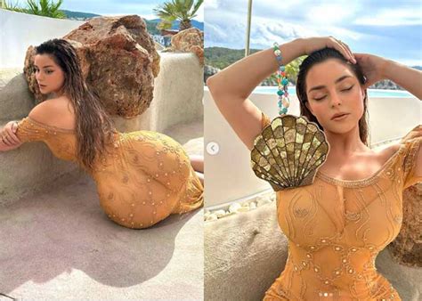 Demi Rose In Italy Warming The Ibiza