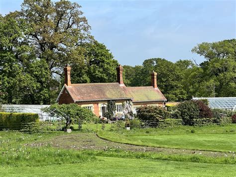 Bothy Cottage Andrew Abbott Cc By Sa Geograph Britain And Ireland
