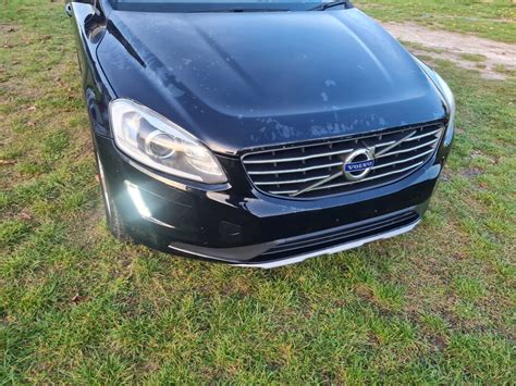 KOMPLETNY ZDERZAK PRZEDNI GRILL LEDY VOLVO XC60 LIFT KOLOR 717