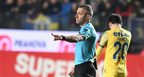 Radu Petrescu pus la zid de oficialii Petrolului după eșecul cu CFR