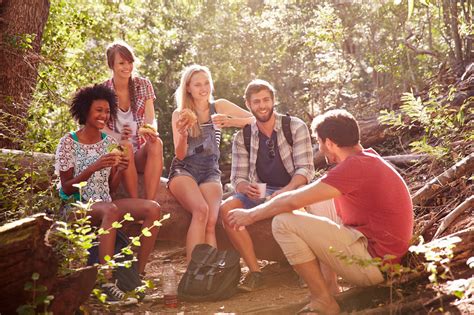 Est ce bizarre de continuer à voir les proches de son ex