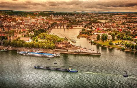 Fluss mit A große Liste mit vielen Bildern Erklärungen