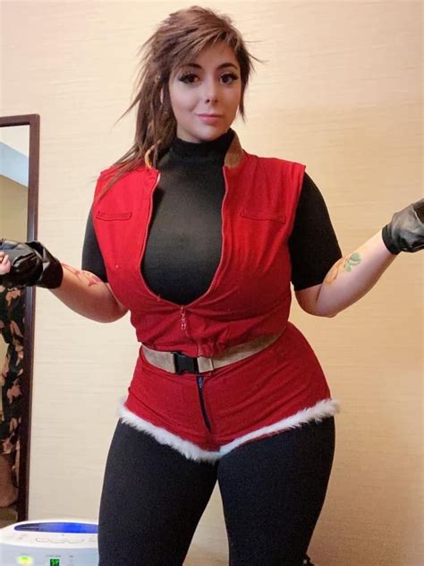 Pin By Octavio Cer On Momokun Cosplay Cosplay Woman Fashion Mariah