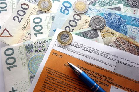 Kwota wolna i progi podatkowe Co się zmieni w 2024 r Biznes w