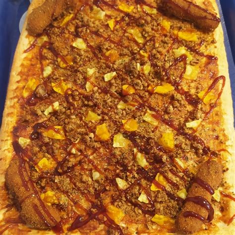 Café bar O Bo xantar Pontevedra Spain Pizza Barbacoa con carne
