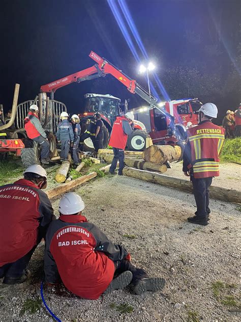 Bad Ischl Spannende 24 Stunden Übung für Feuerwehrjugendgruppen