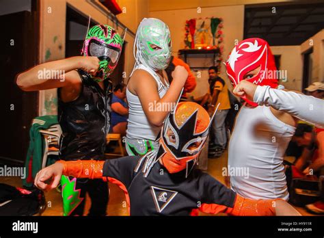 Lucha Libre en México es enorme este sport o spectacle llega a