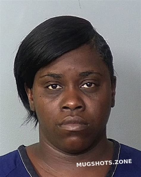 WANAMAKER NICOLE 06 28 2023 Manatee County Mugshots Zone